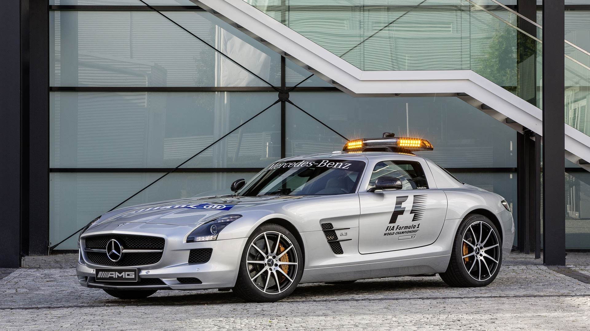 Download Vehicle Mercedes-Benz SLS HD Wallpaper