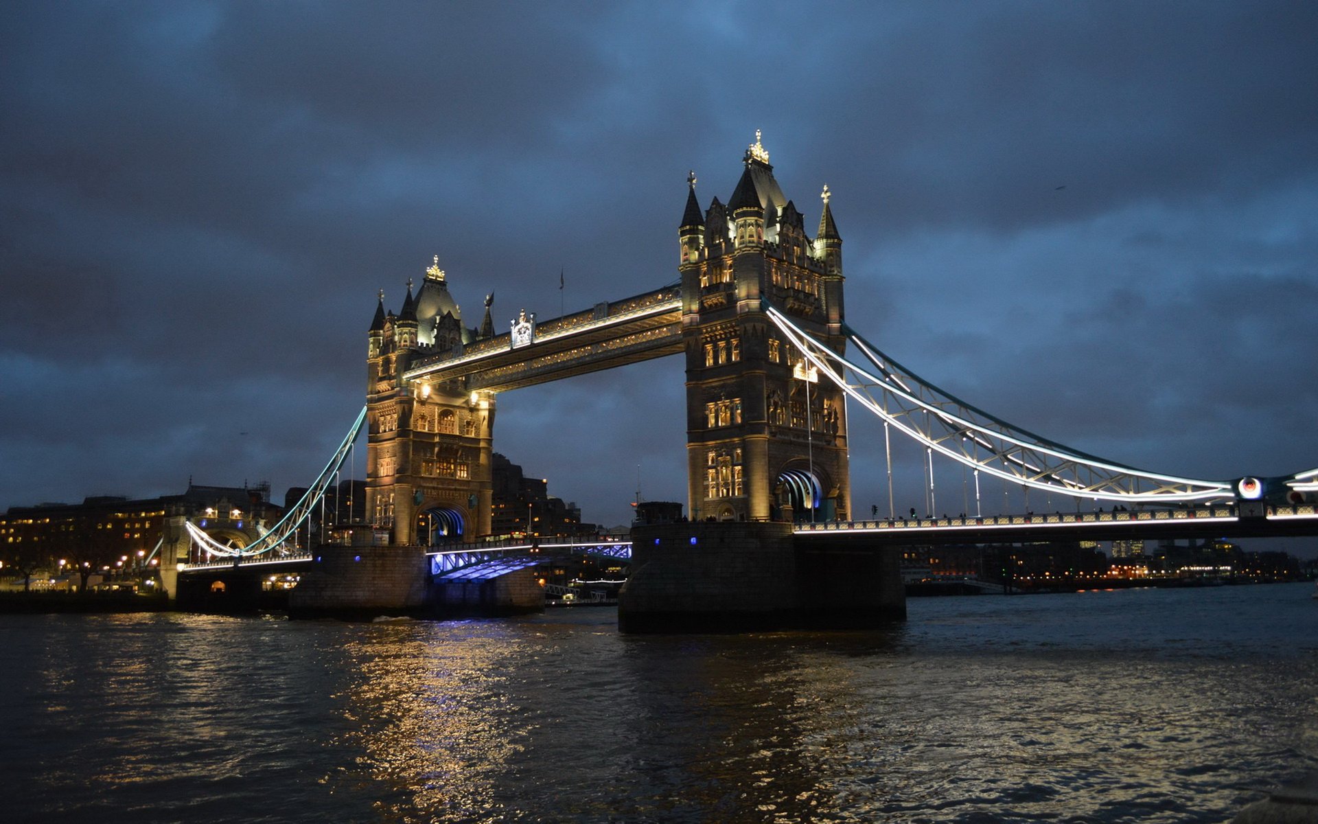 Download Man Made Tower Bridge HD Wallpaper | 1920x1200 | Wallpaper Abyss