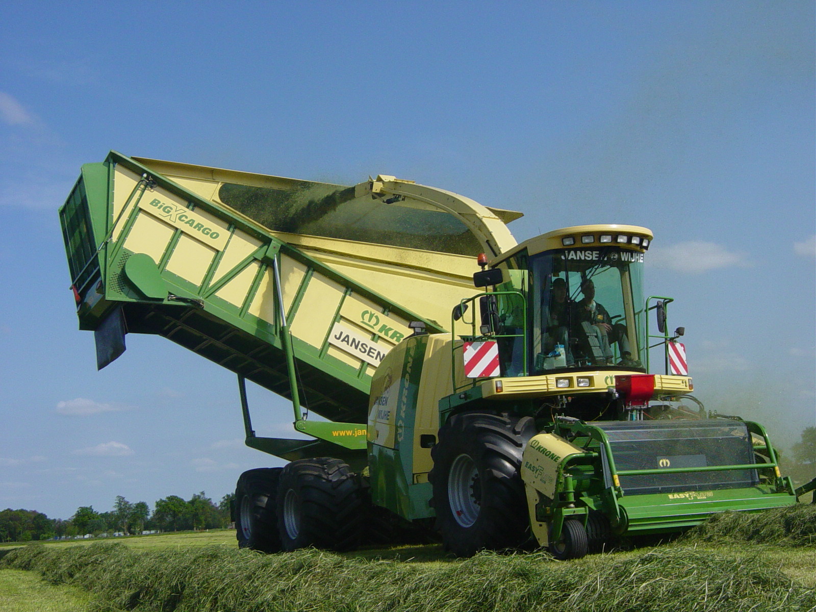 Download Vehicle Krone Wallpaper