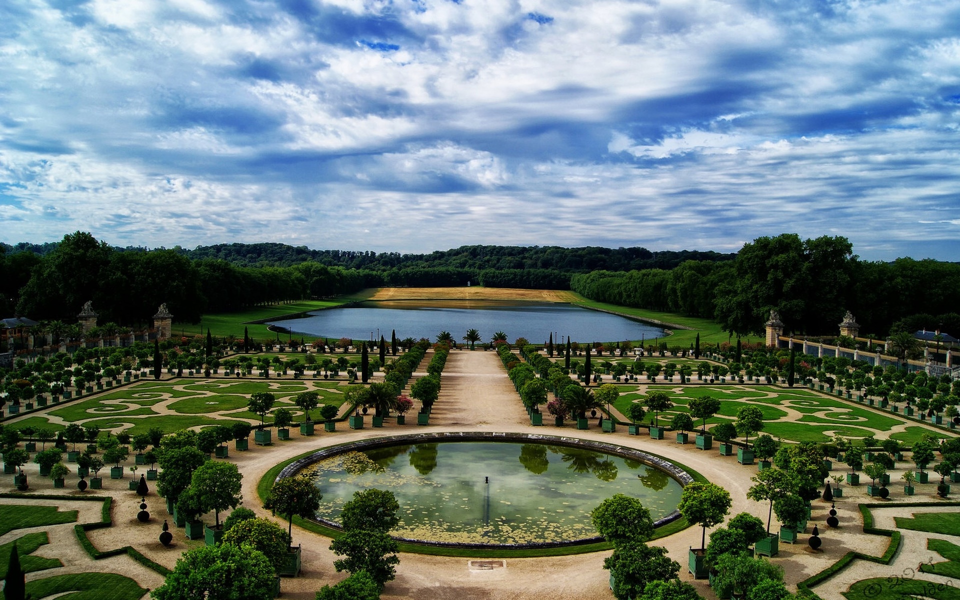 Download Man Made Gardens Of Versailles HD Wallpaper Download Man Made Gardens Of Versailles HD Wallpaper