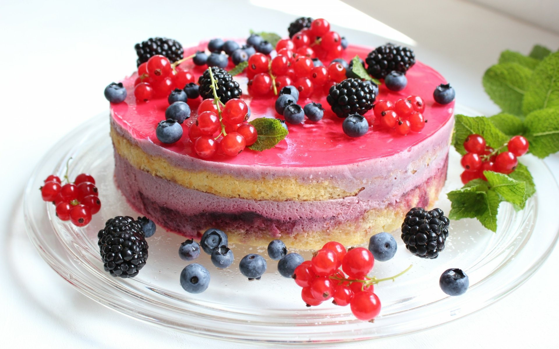 Delicious Berry Cake - HD Wallpaper
