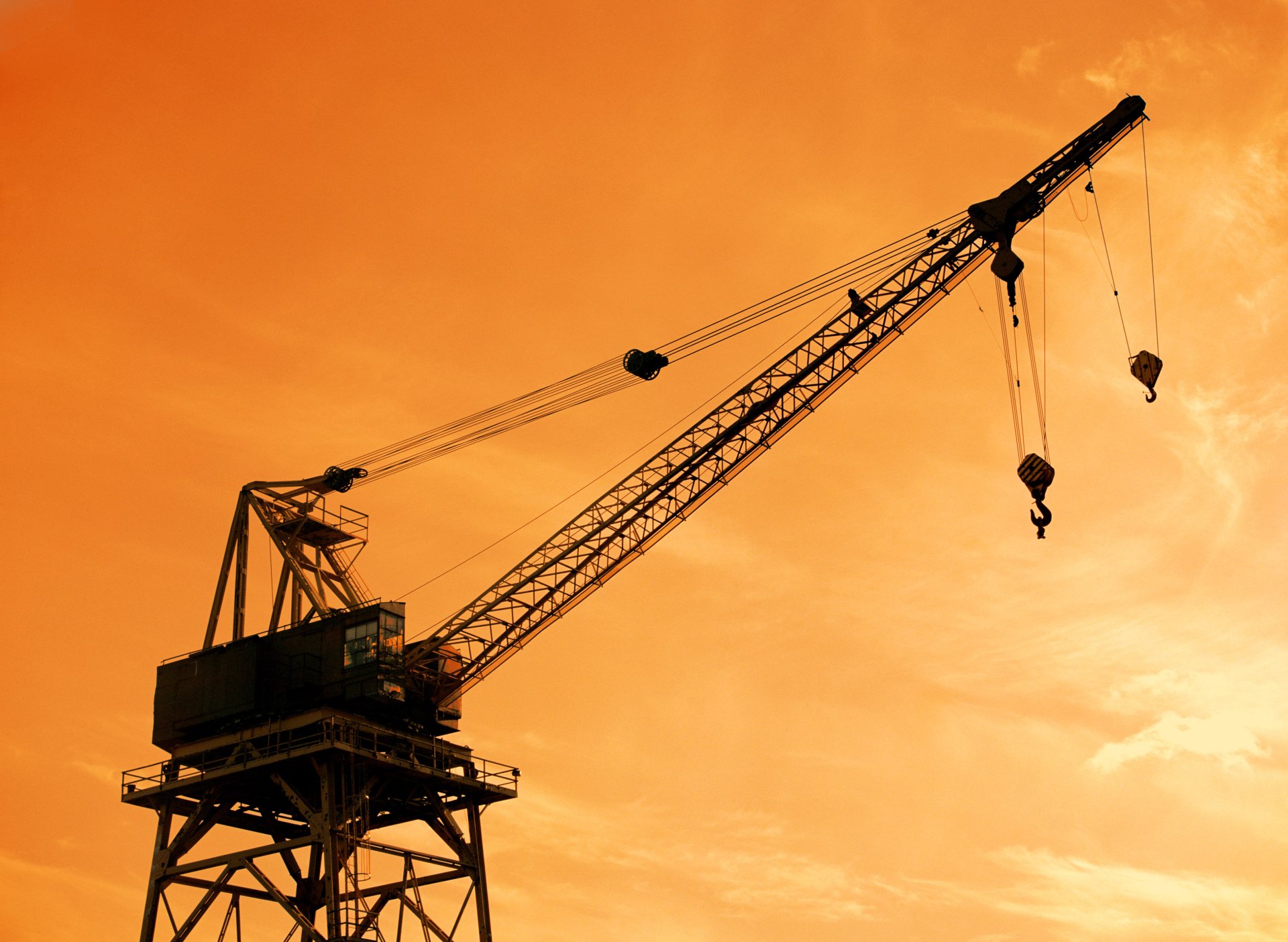 Download Man Made Crane HD Wallpaper