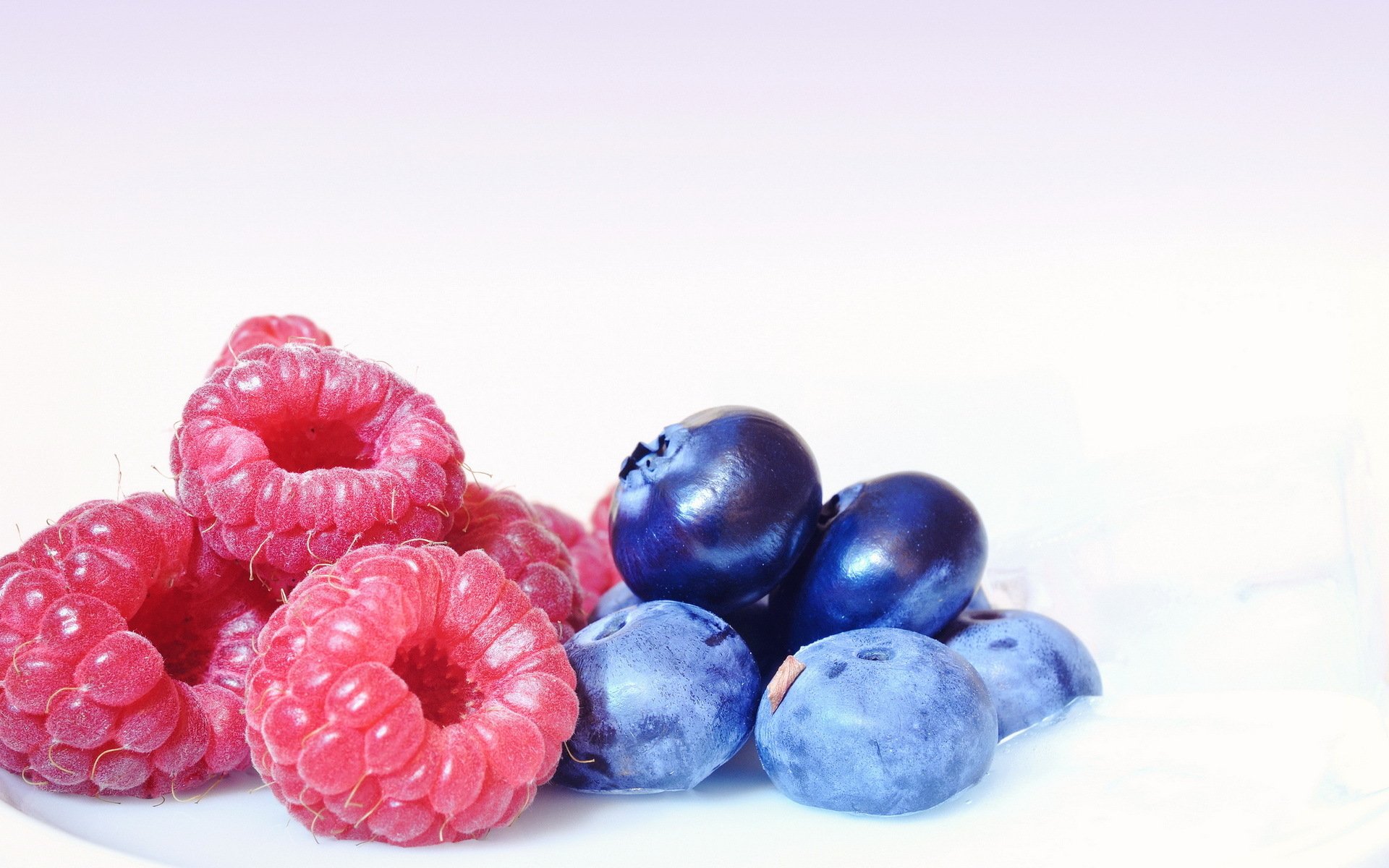 Download Food Berry HD Wallpaper