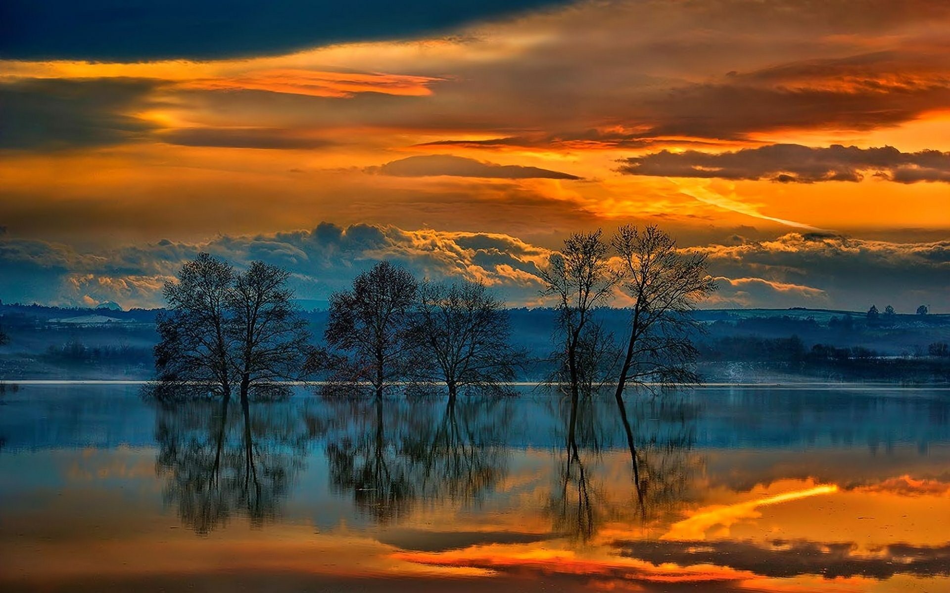 Nature's Reflection: Stunning HD Wallpaper