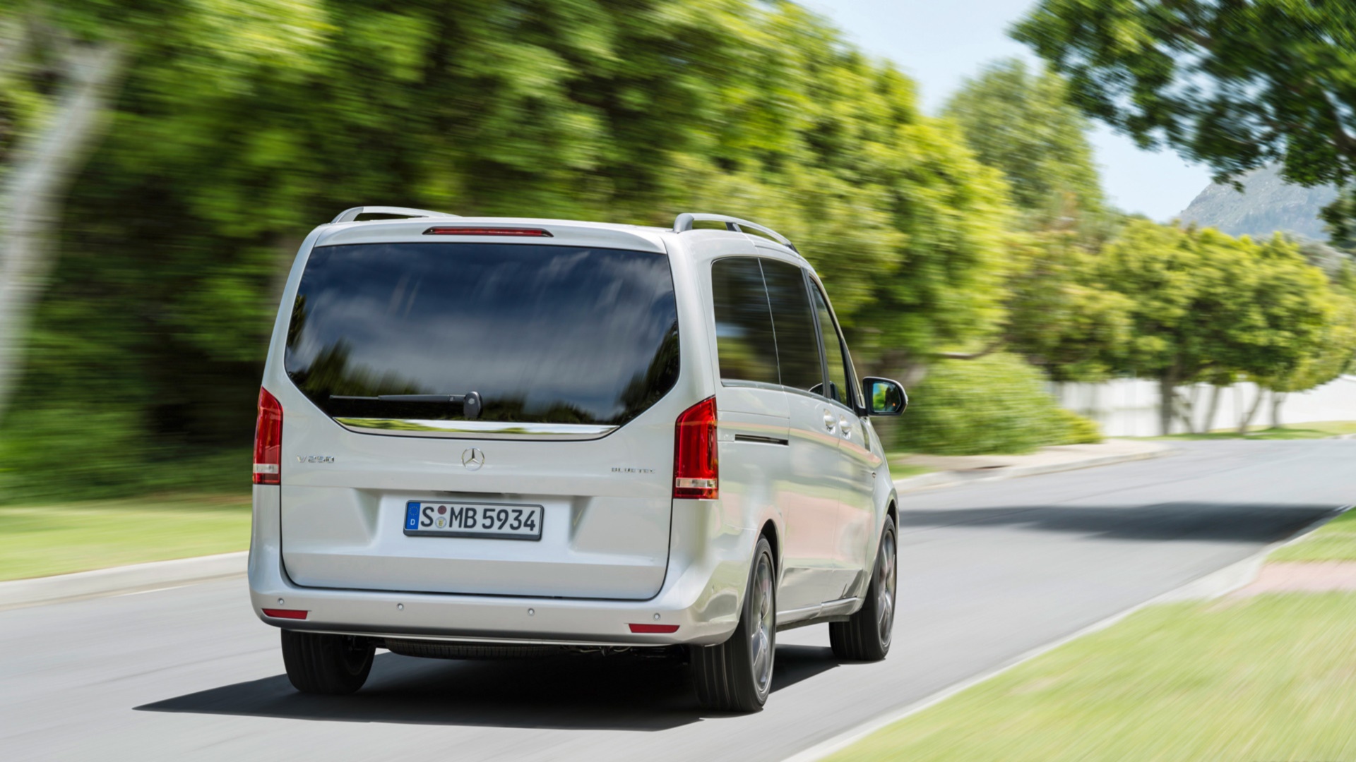Download Vehicle Mercedes-Benz V-Class Mercedes-Benz V-Class Wallpaper