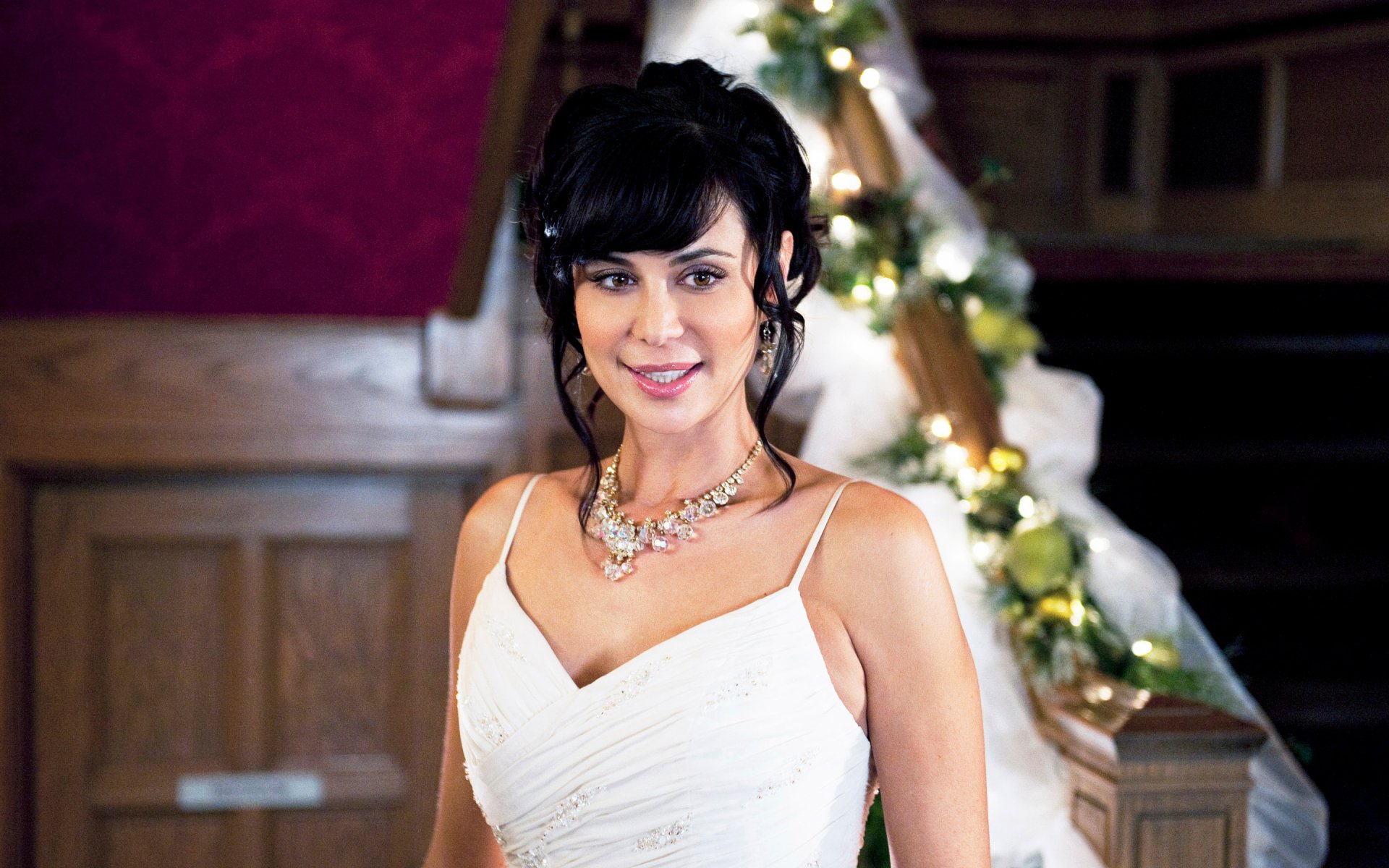 Catherine Bell: Stunning British Actress HD Celebrity Wallpaper