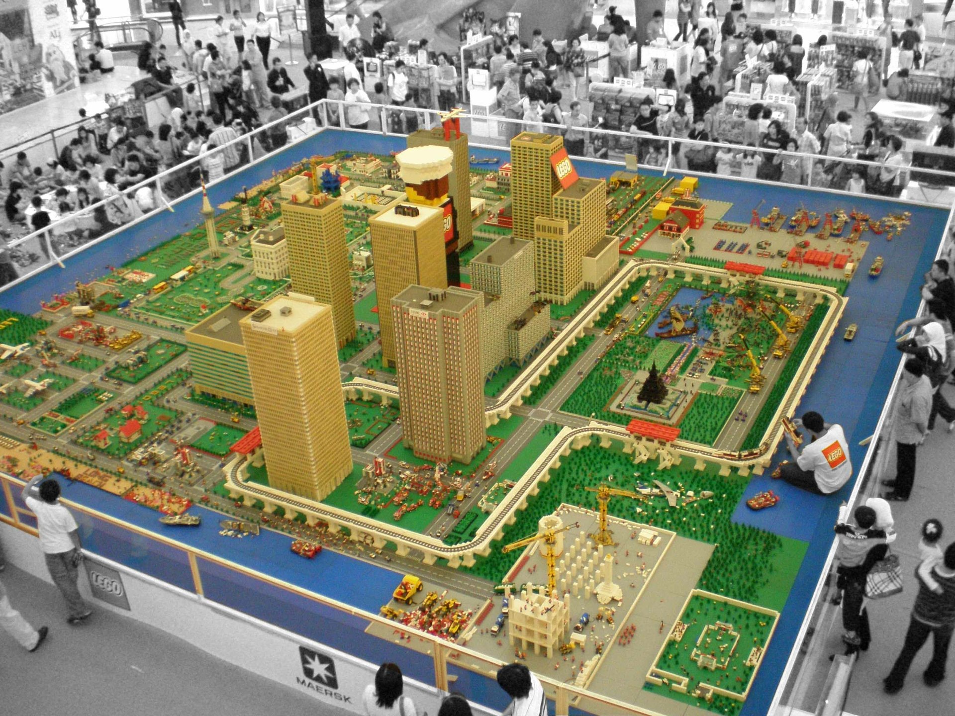 2K Quad HD LEGO City — Man-Made Mini Metropolis Wallpaper by adi2007 ...