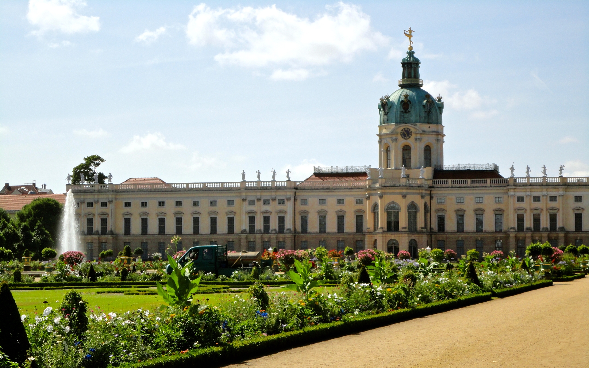 Charlottenburg Palace HD Wallpaper