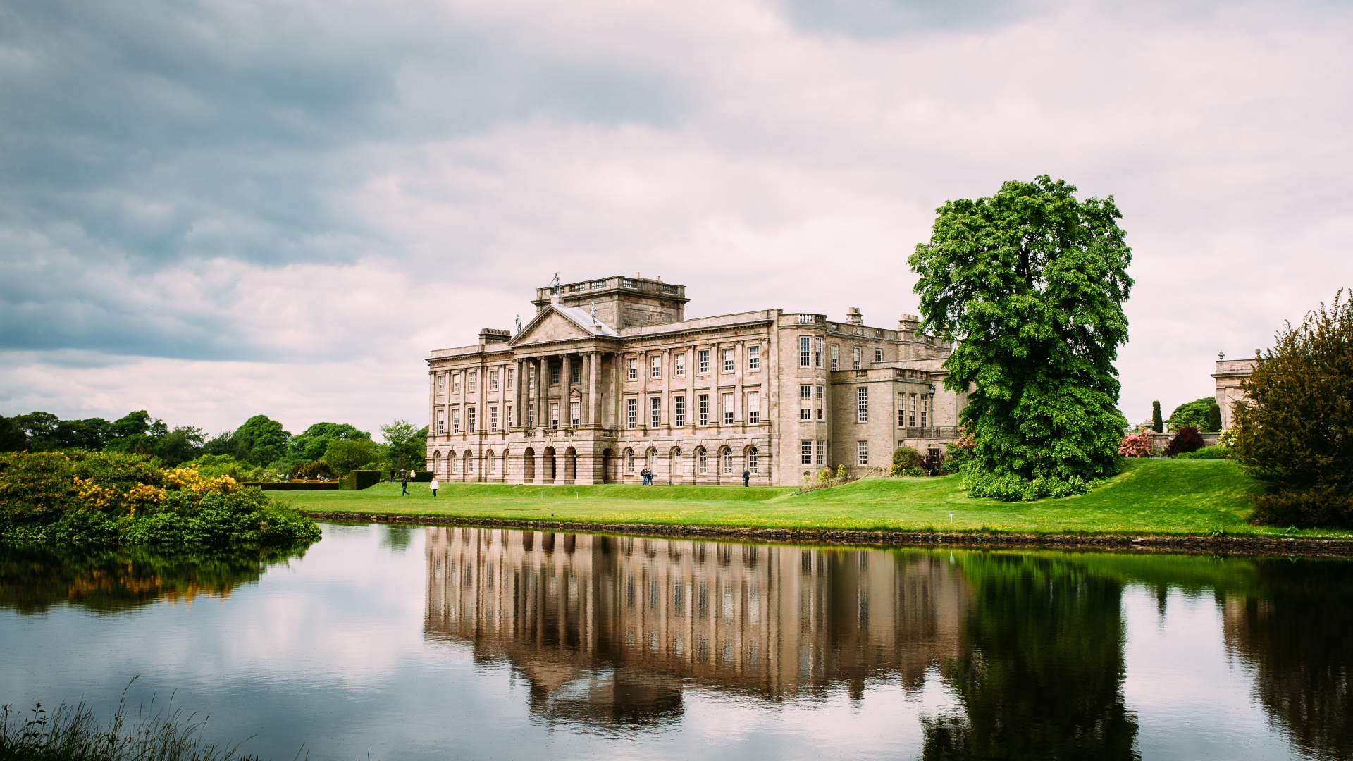 Lyme Park HD Wallpaper
