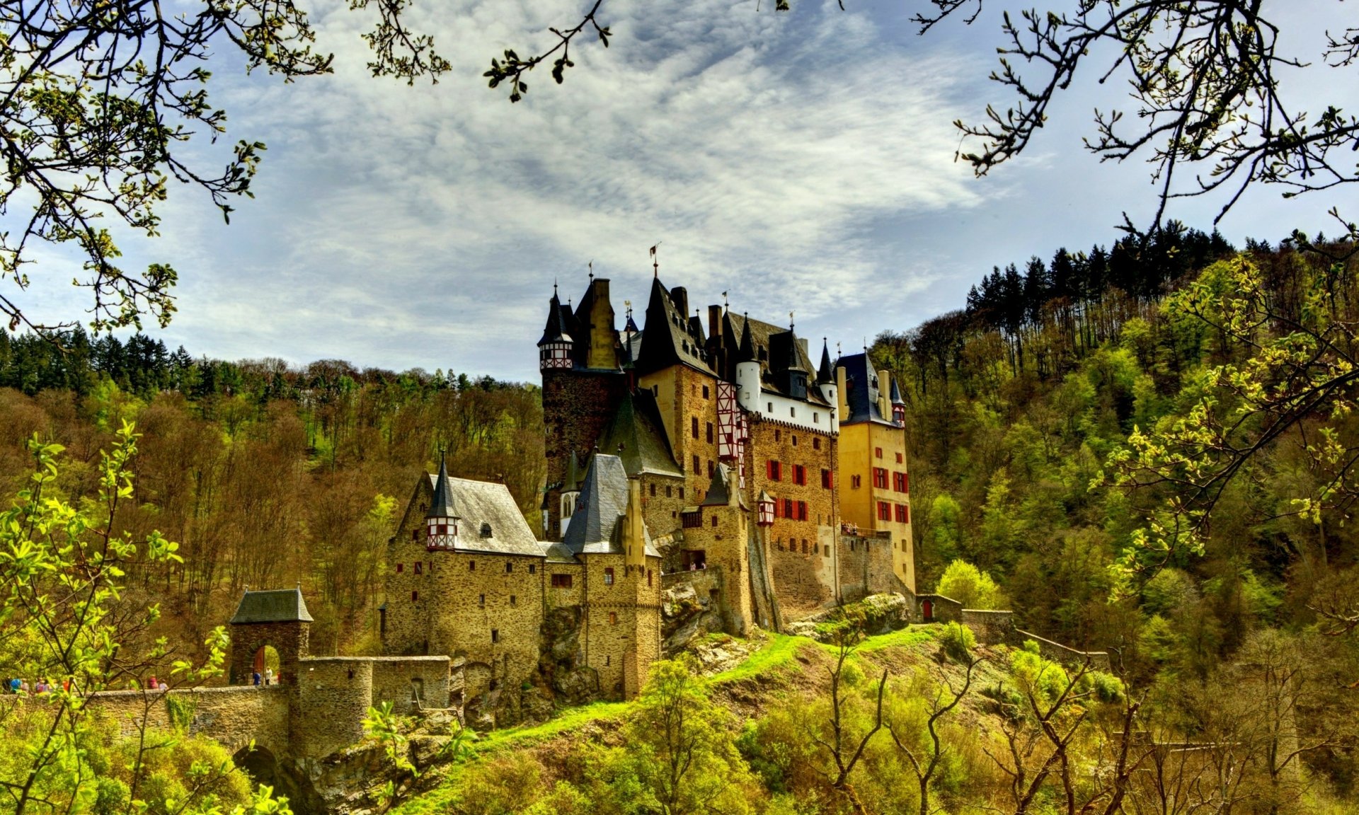 Download Castle Germany Wierschem Man Made Eltz Castle HD Wallpaper ...