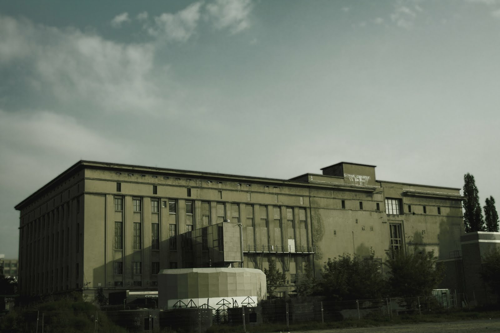 Download Man Made Architecture Wallpaper