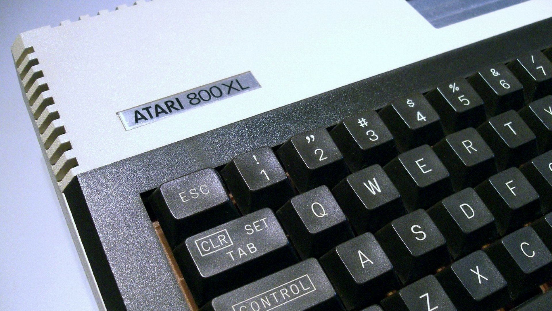 Download Technology Atari 800XL HD Wallpaper