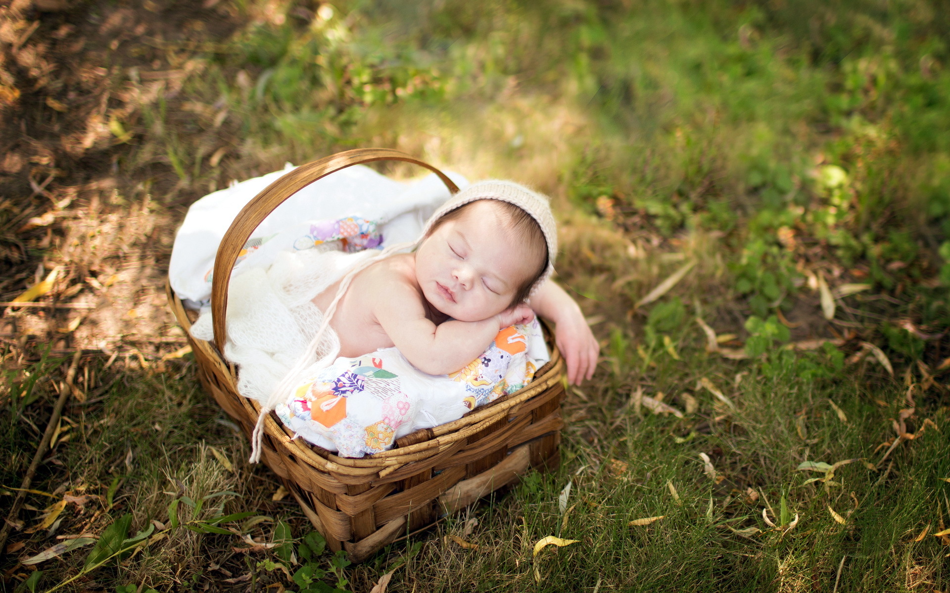 Baby Playing Hd Wallpapers