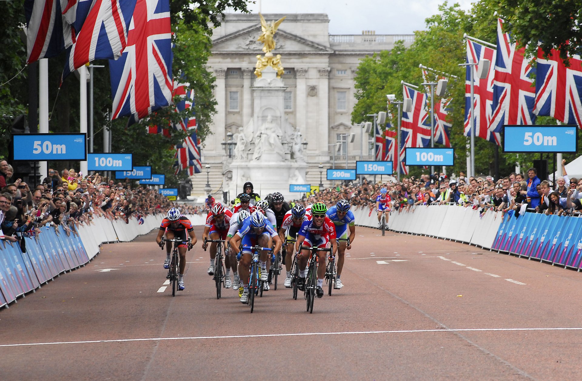 Download Cycling Sports HD Wallpaper