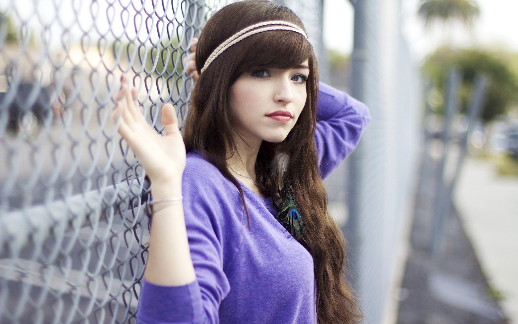 Download Woman Mandee Leslie Wallpaper