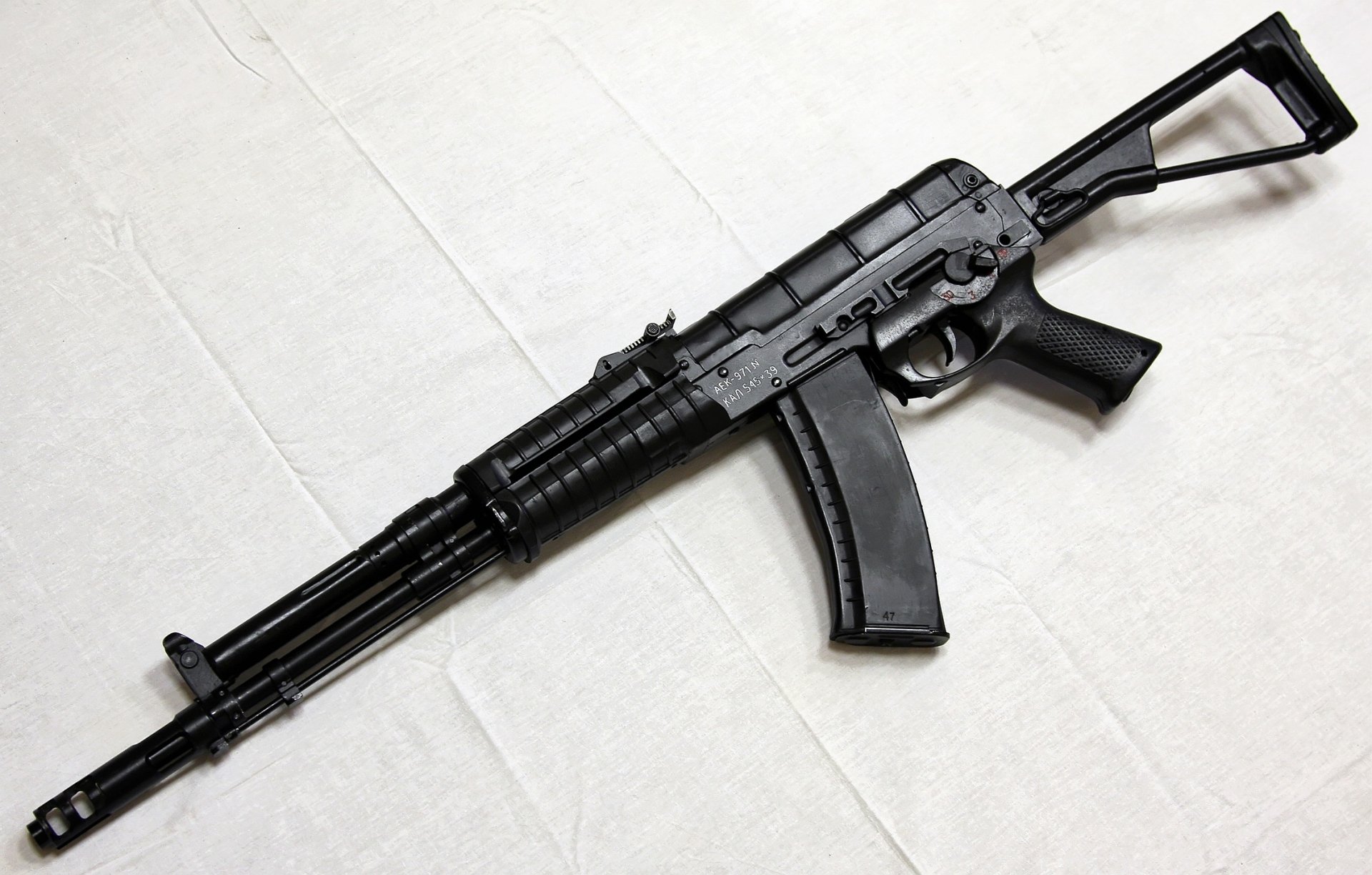 Download Assault Rifle Man Made AEK-971 HD Wallpaper