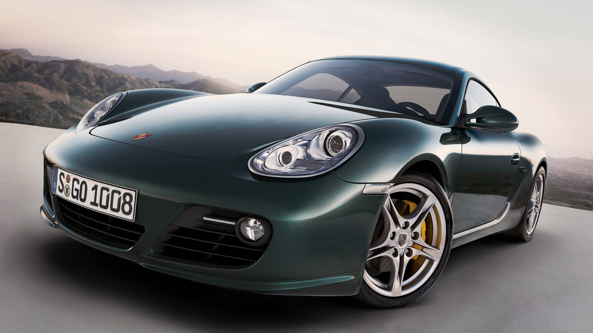 Emerald Porsche Cayman S — 2K Quad HD Wallpaper