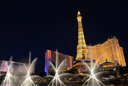 Paris Las Vegas - Desktop Wallpapers, Phone Wallpaper, PFP, Gifs, and More!