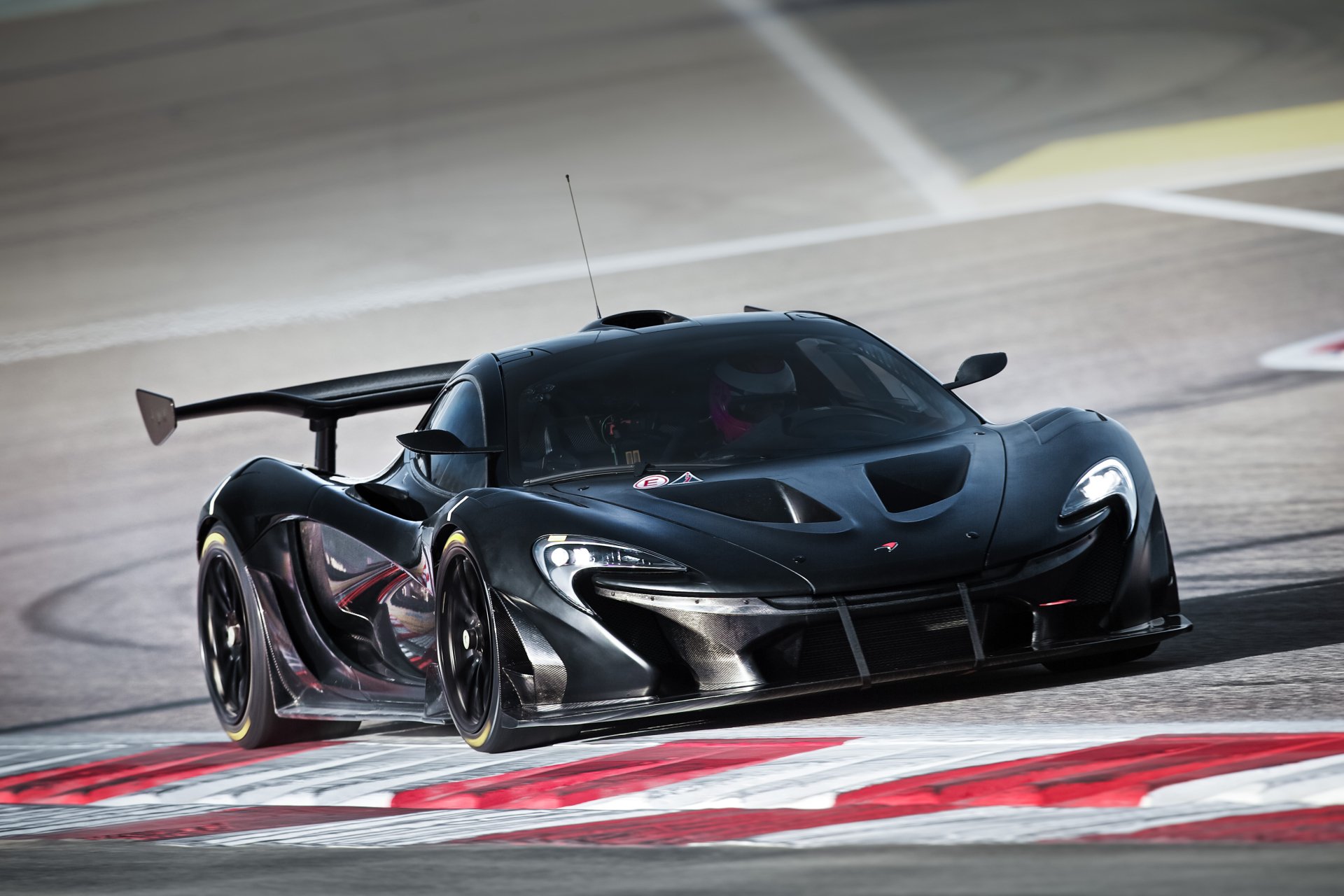 McLaren P1 in Action - Stunning 4K Ultra HD Supercar Wallpaper