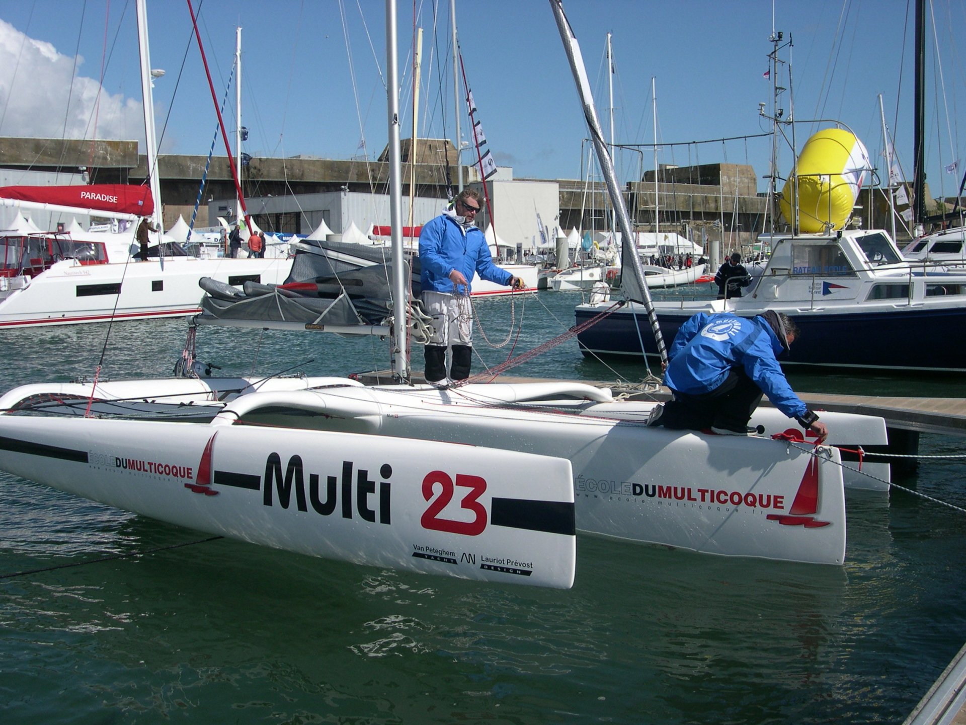 Download Vehicle Trimaran HD Wallpaper