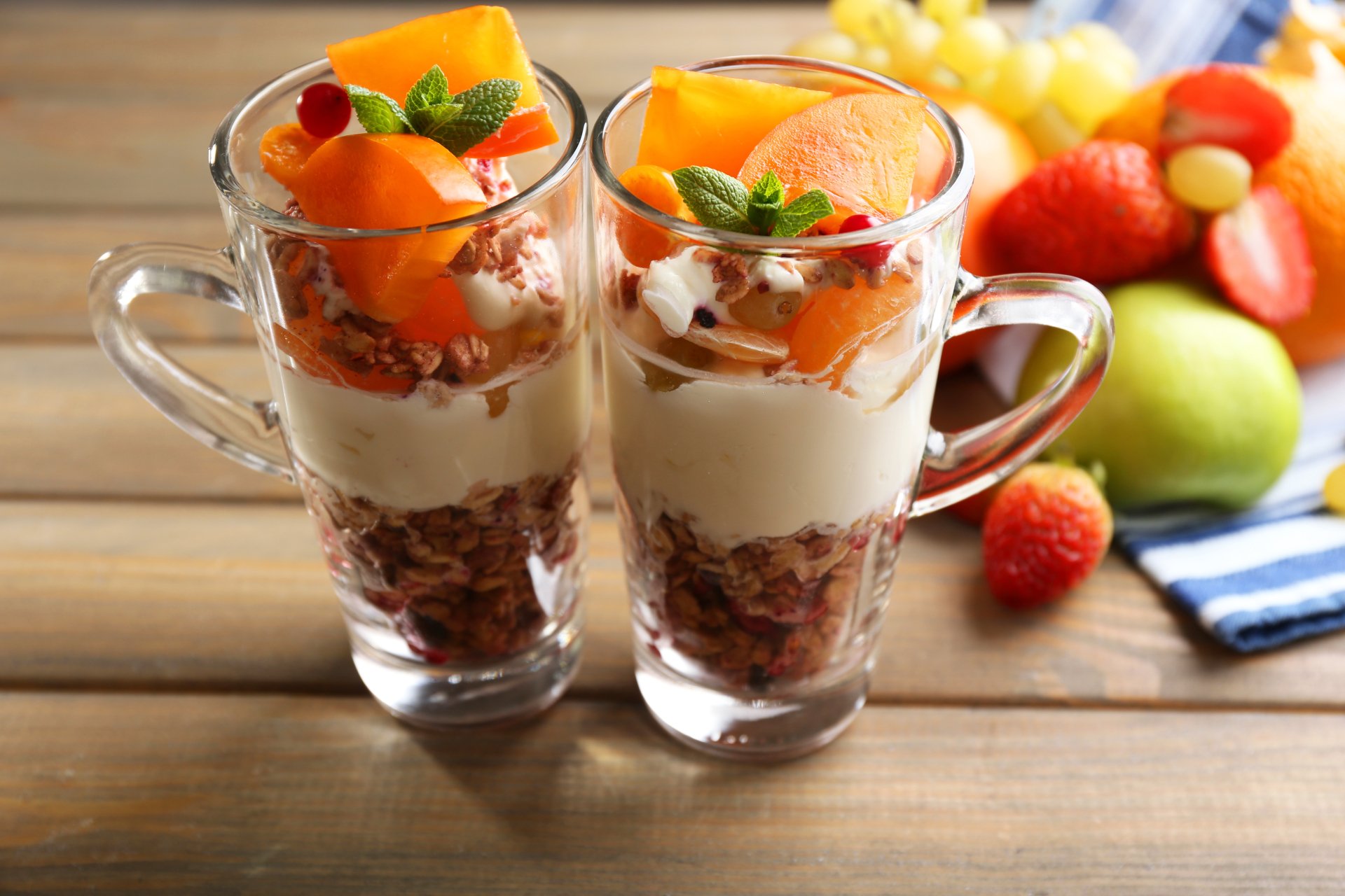 Berry Bliss Yogurt Parfait with Muesli – 4K Ultra HD Dessert Delight ...