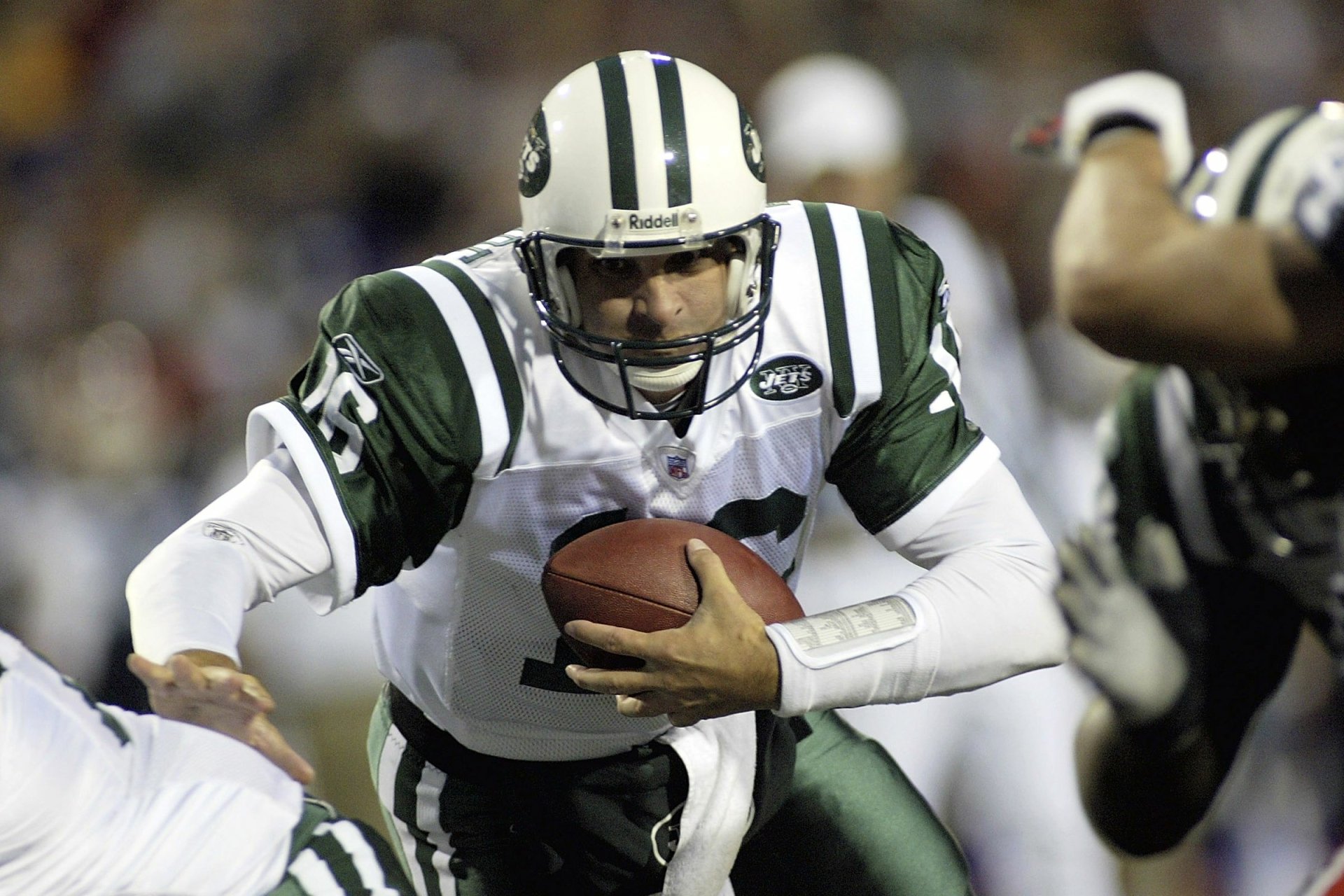 Download New York Jets Sports HD Wallpaper | 2400x1600 | Wallpaper Abyss