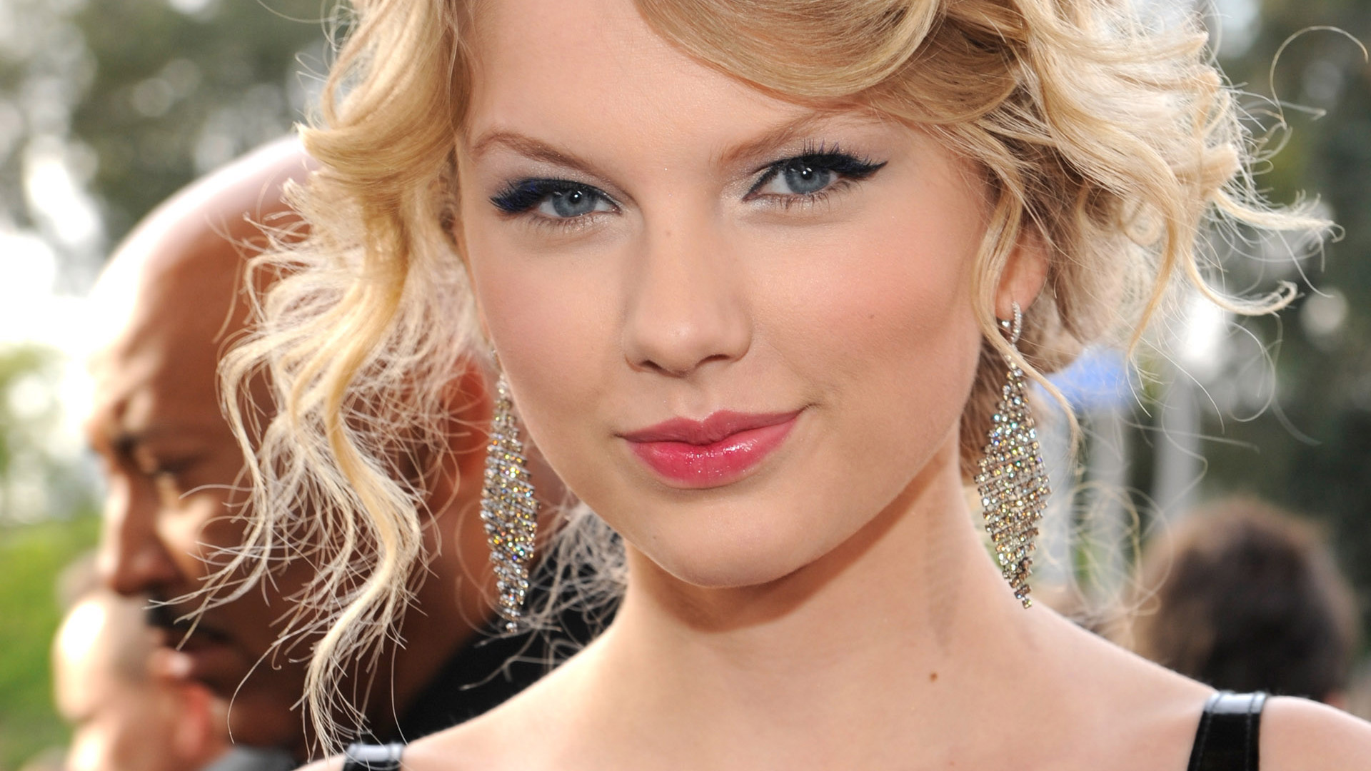 Download Music Taylor Swift HD Wallpaper