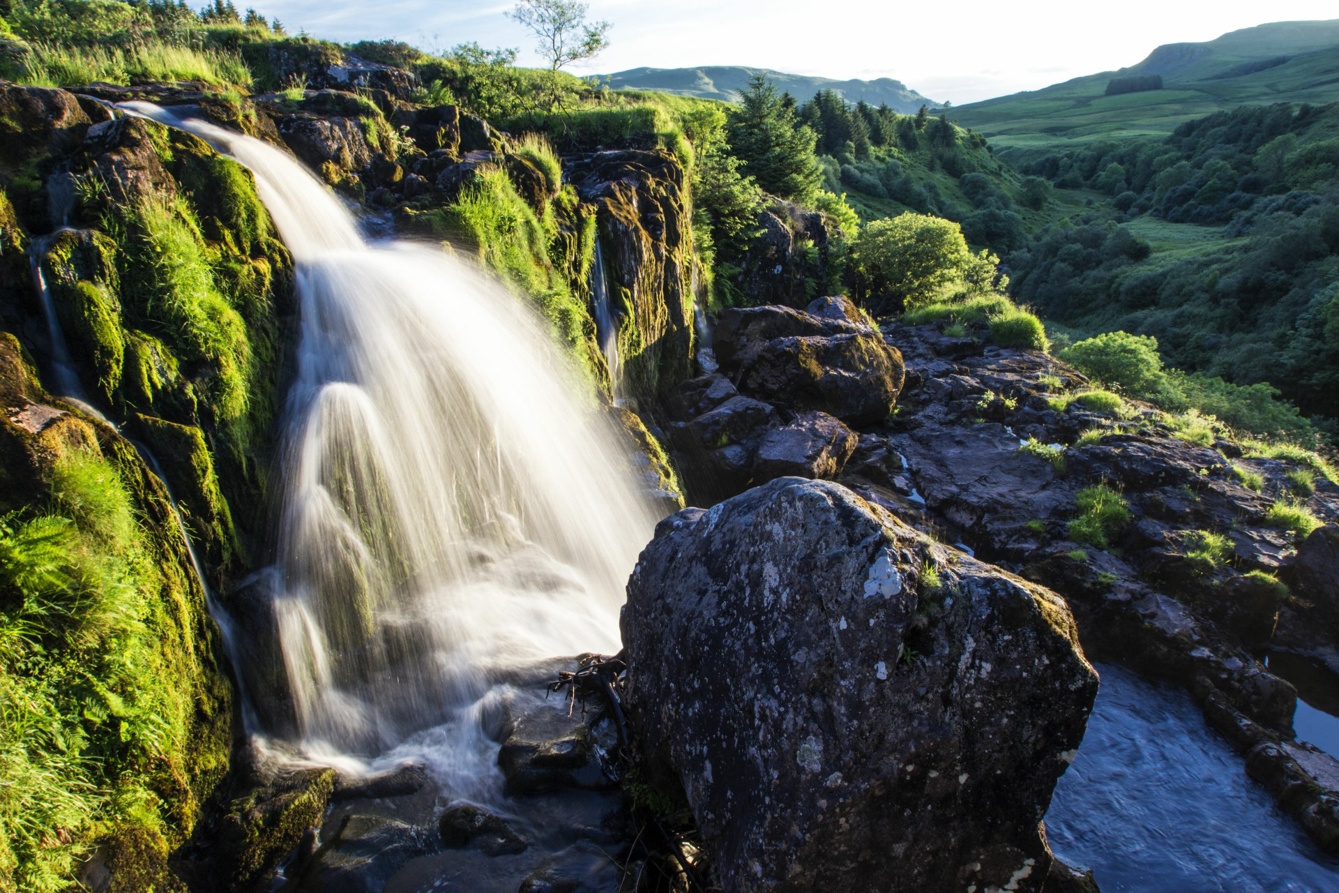 Download Waterfall Nature Loup Of Fintry Waterfall 4k Ultra HD Wallpaper