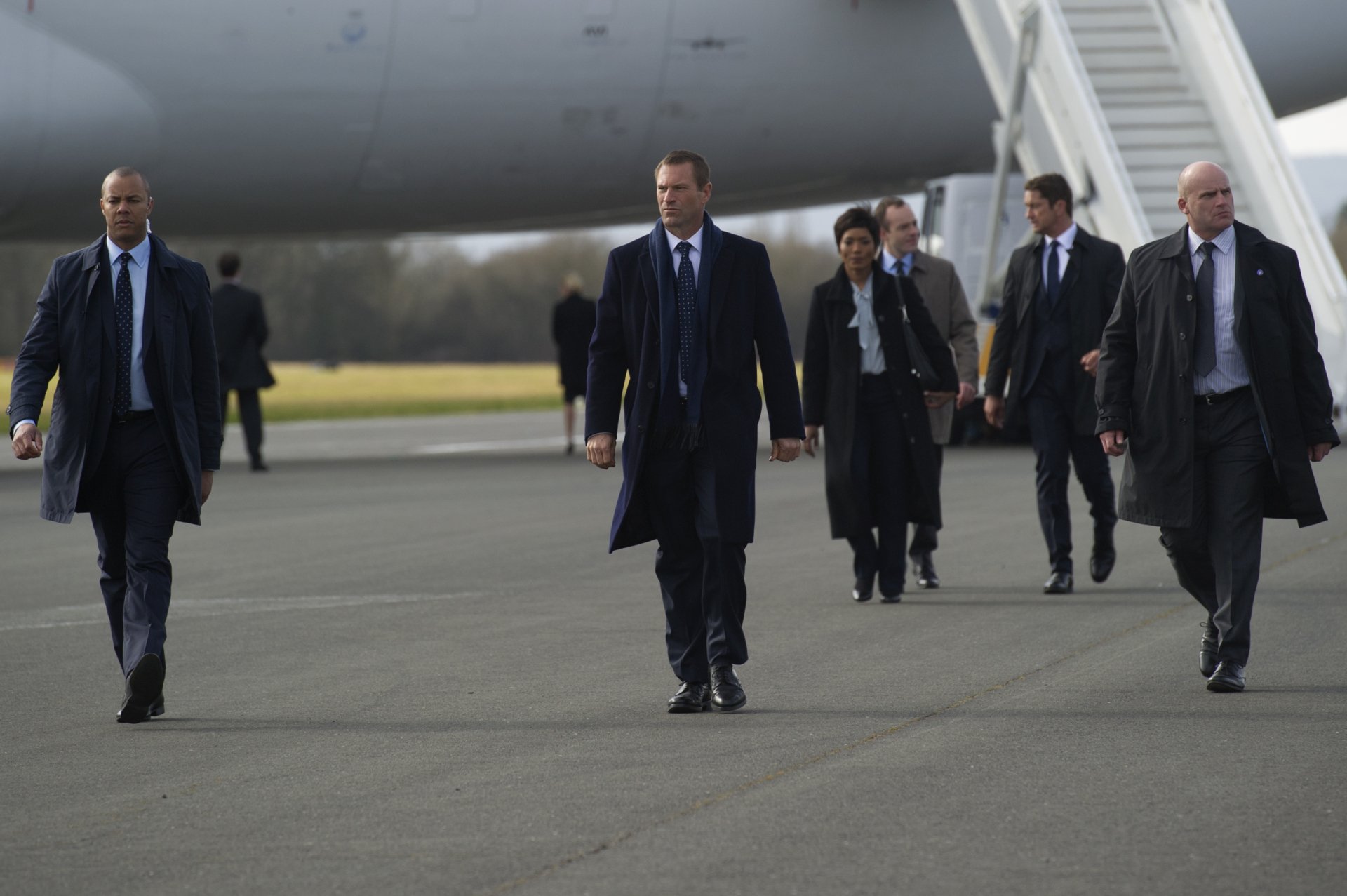 Download Gerard Butler Mike Banning Lynne Jacobs Angela Bassett Aaron ...