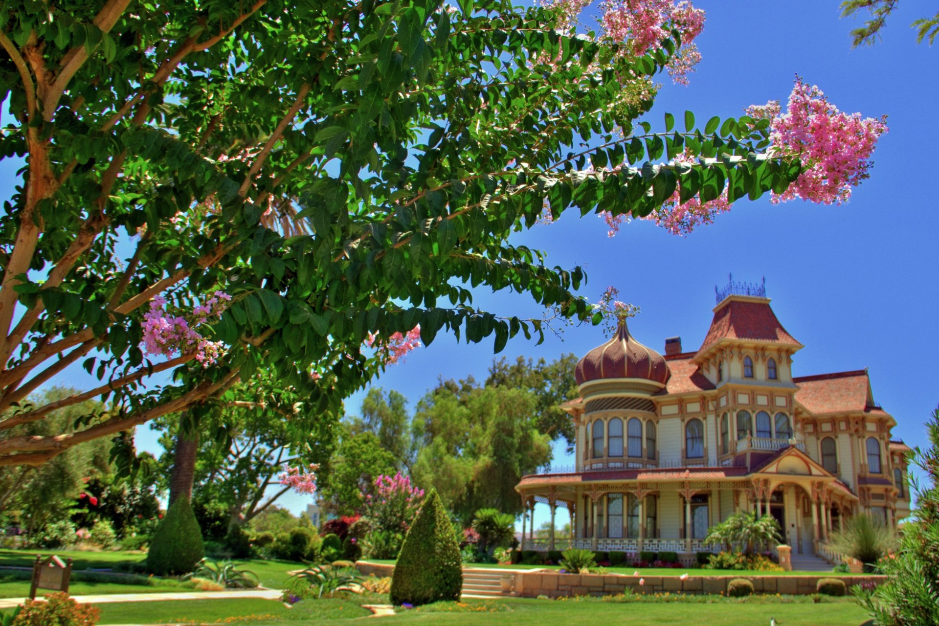 Beautiful Homes Screensavers Spring