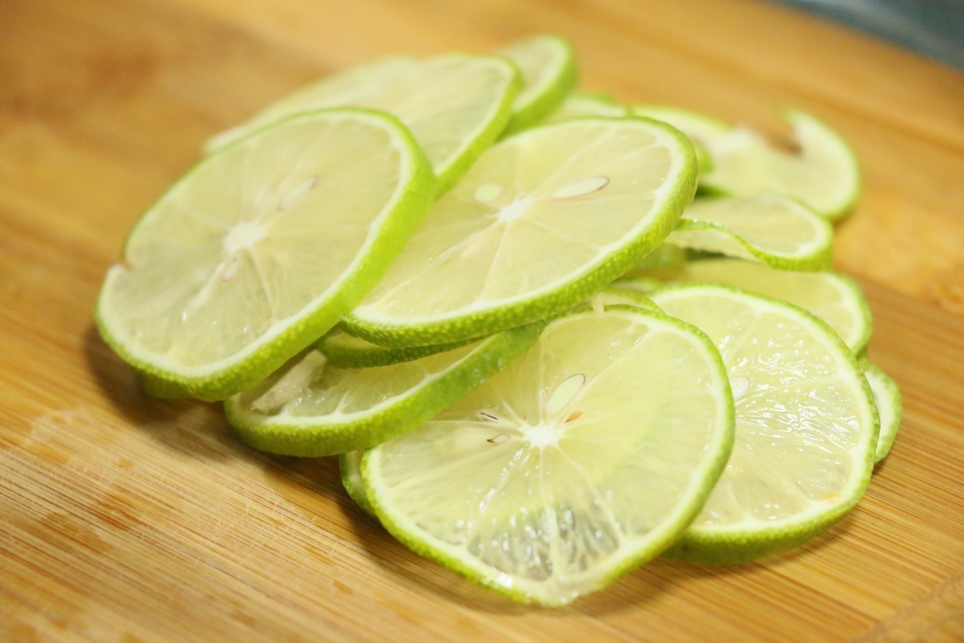 Download Food Lime 4k Ultra HD Wallpaper