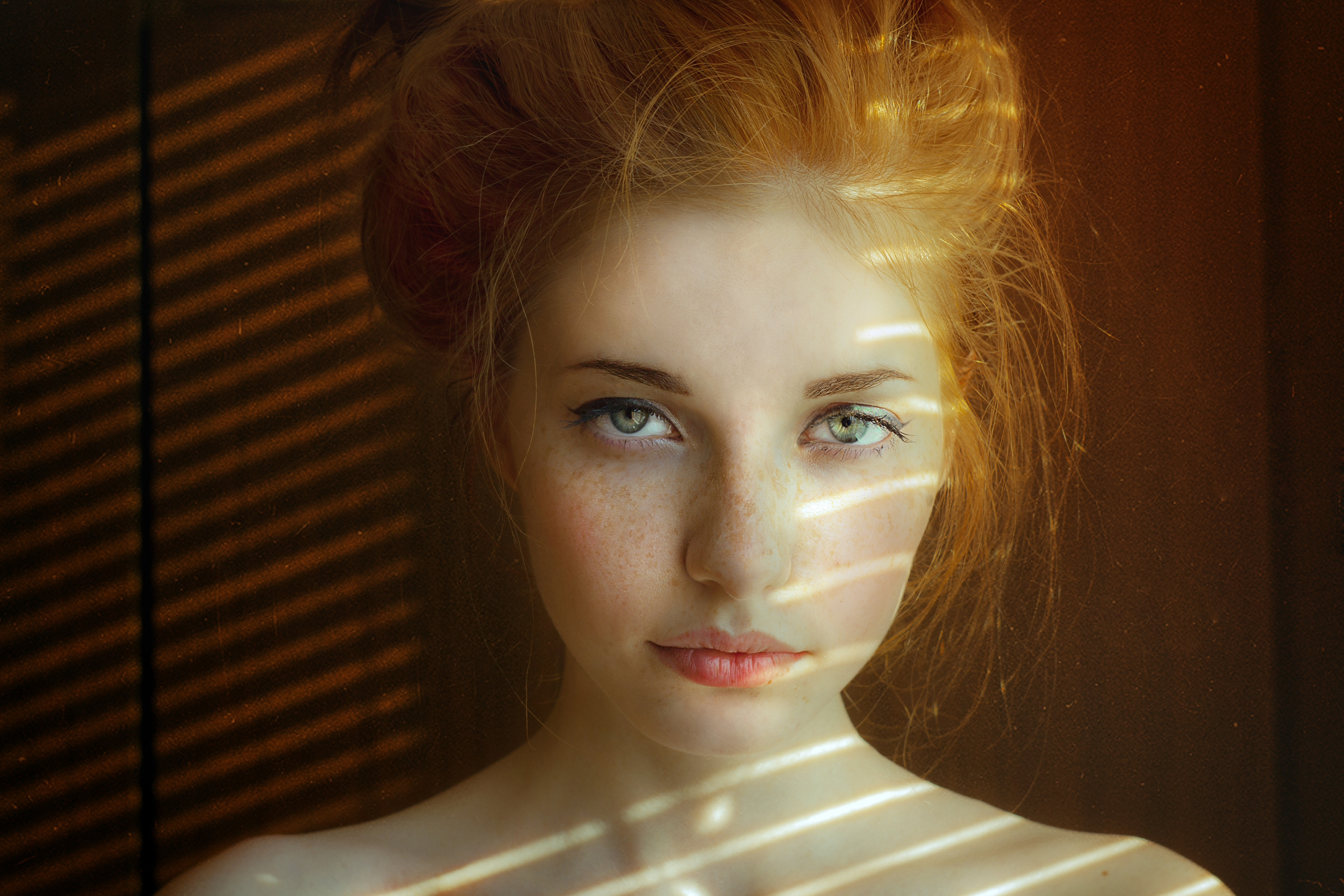 Stunning Model in 4K Ultra HD Wallpaper