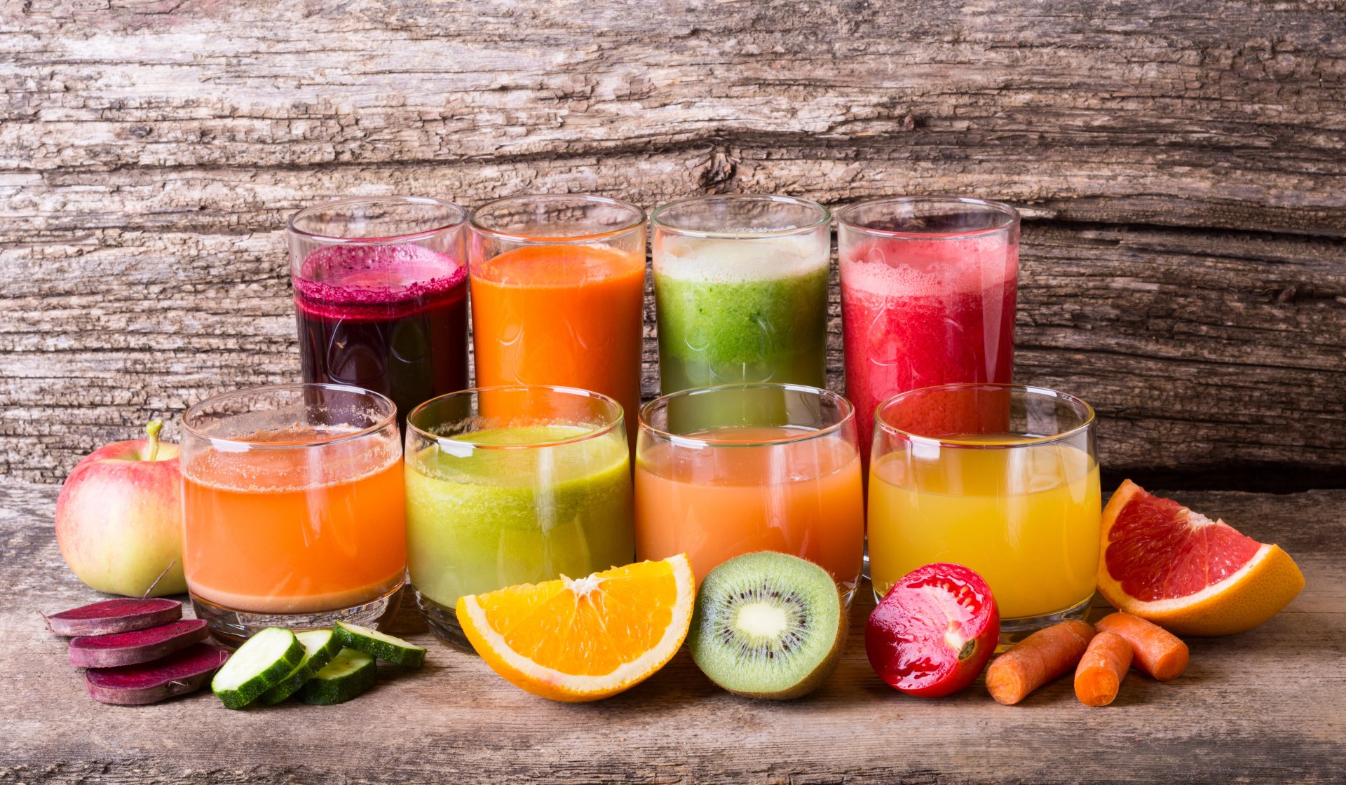 Vibrant 4K Vegetable Juices: Fresh & Healthy Drink Delight