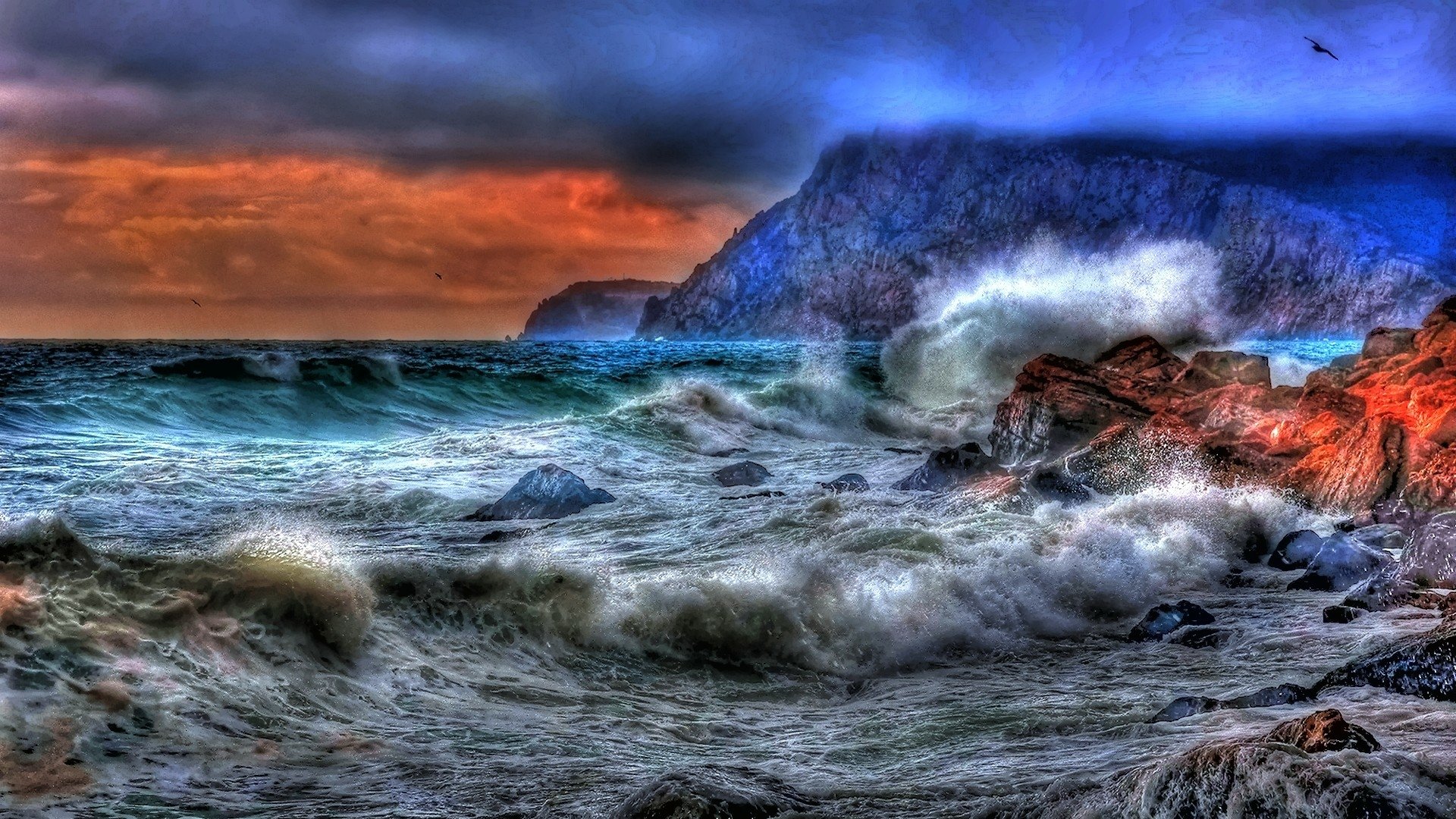 Ocean Waves at Dusk: Stunning HD Sea & Nature Wallpaper