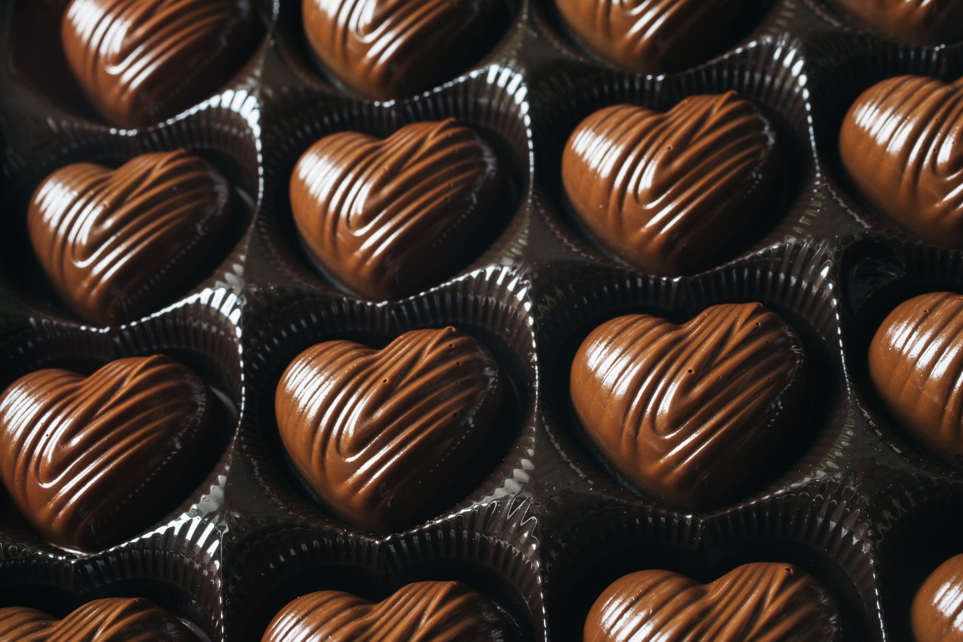 Decadent Heart-Shaped Chocolate Delight HD Wallpaper