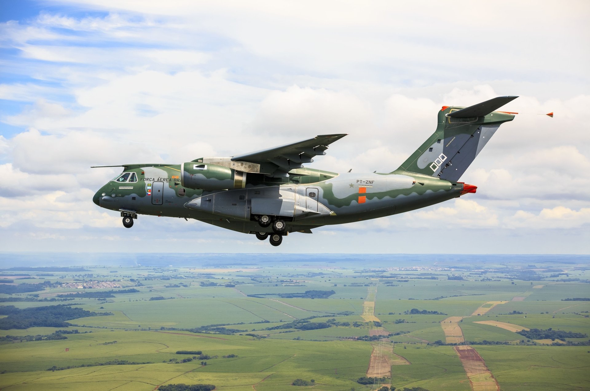 Embraer KC-390 Military Transport Warplane HD Wallpaper