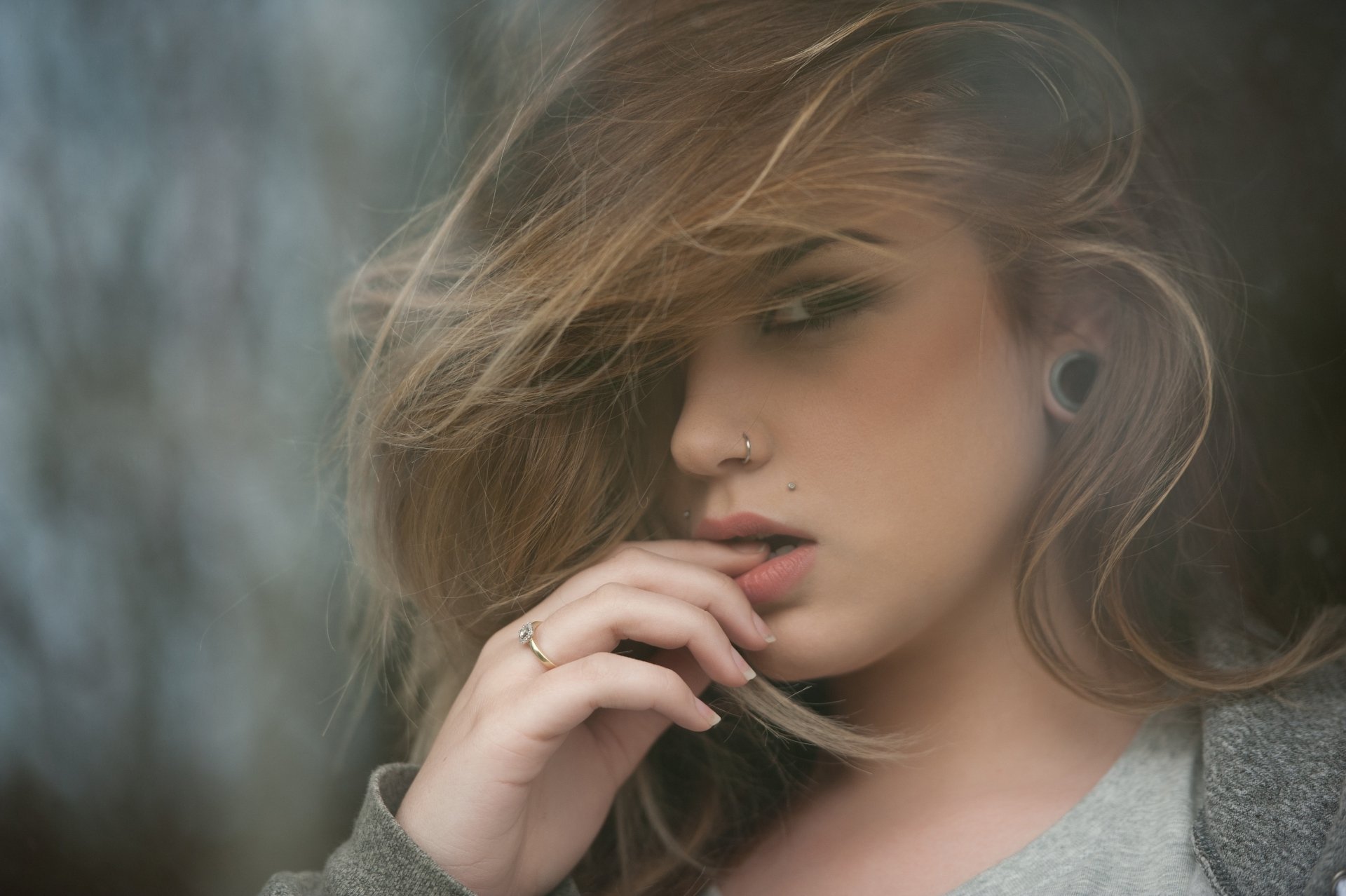 Download Brunette Model Woman Face 4k Ultra HD Wallpaper