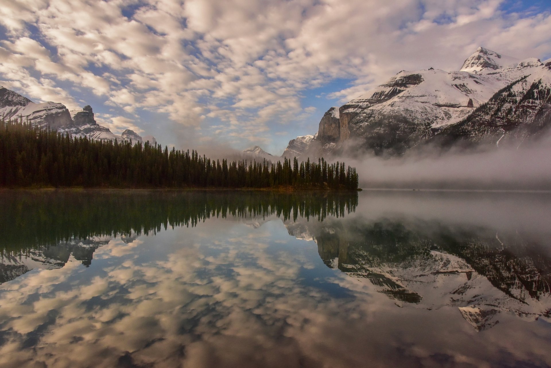 Download Mountain Nature Cloud Lake Reflection HD Wallpaper