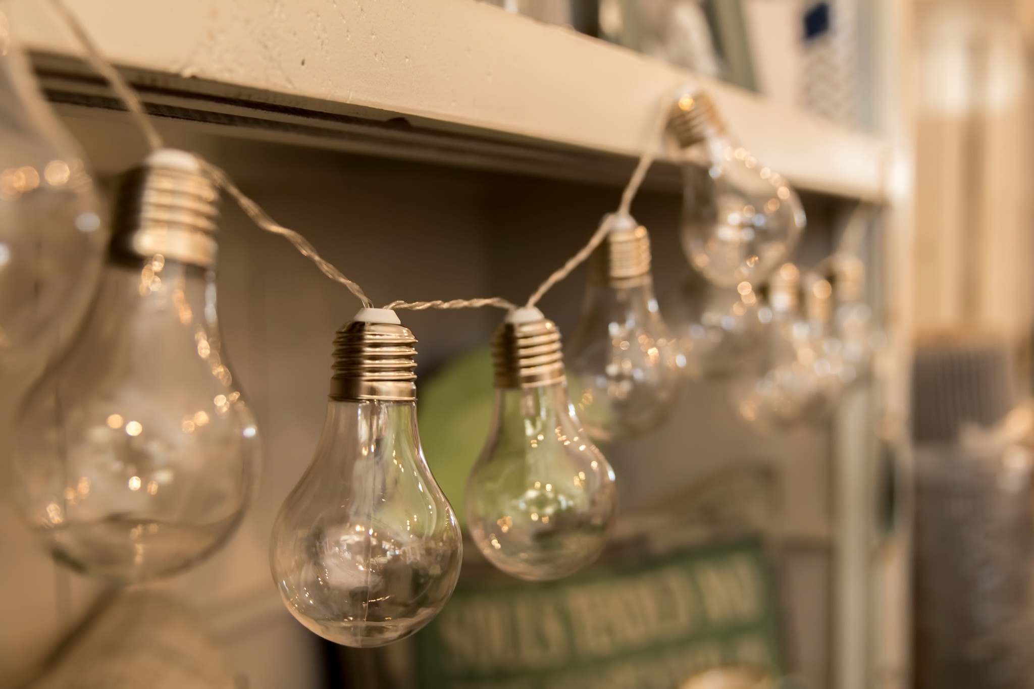 Download Man Made Light Bulb HD Wallpaper