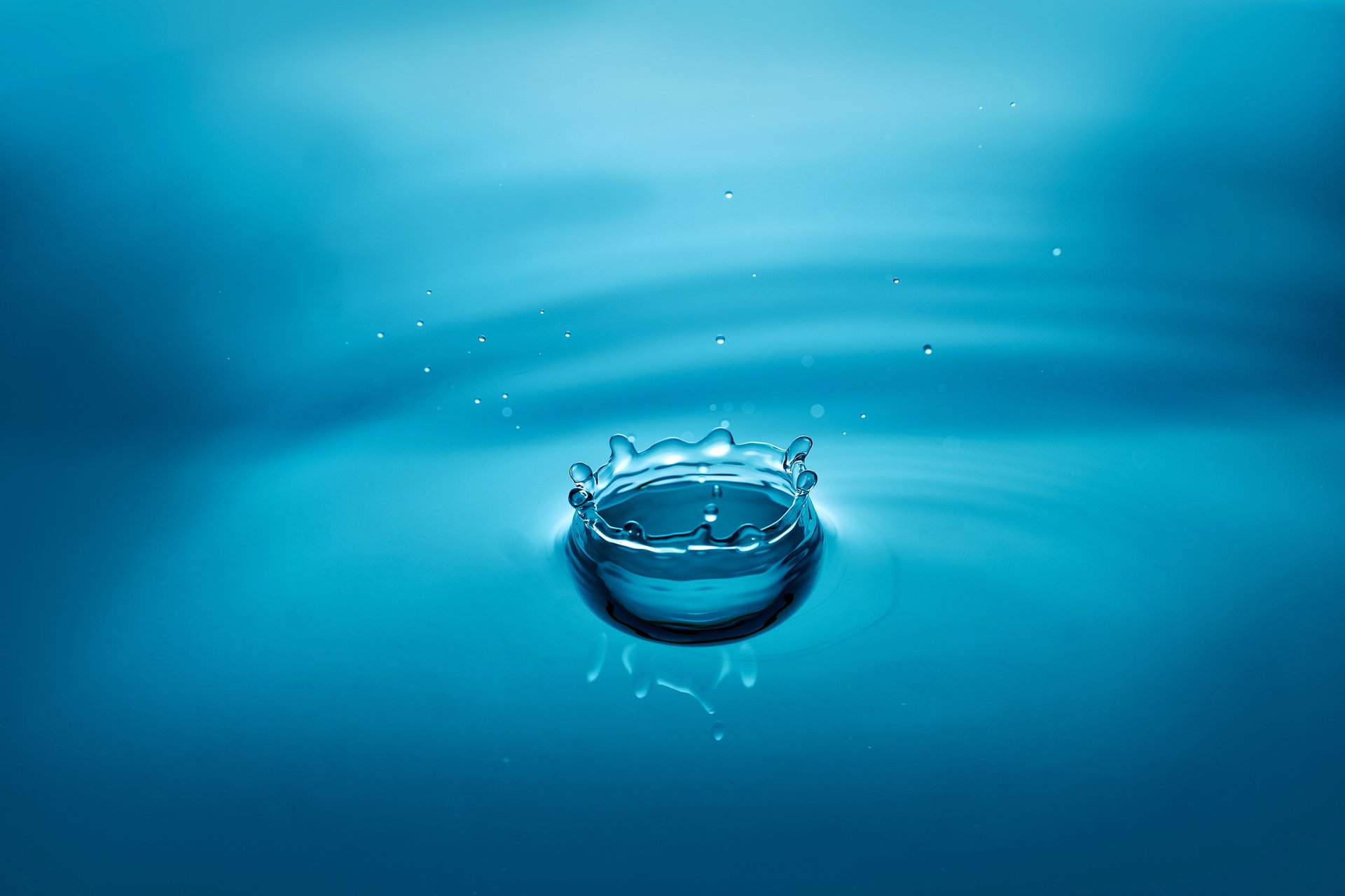 Download Photography Water Drop HD Wallpaper