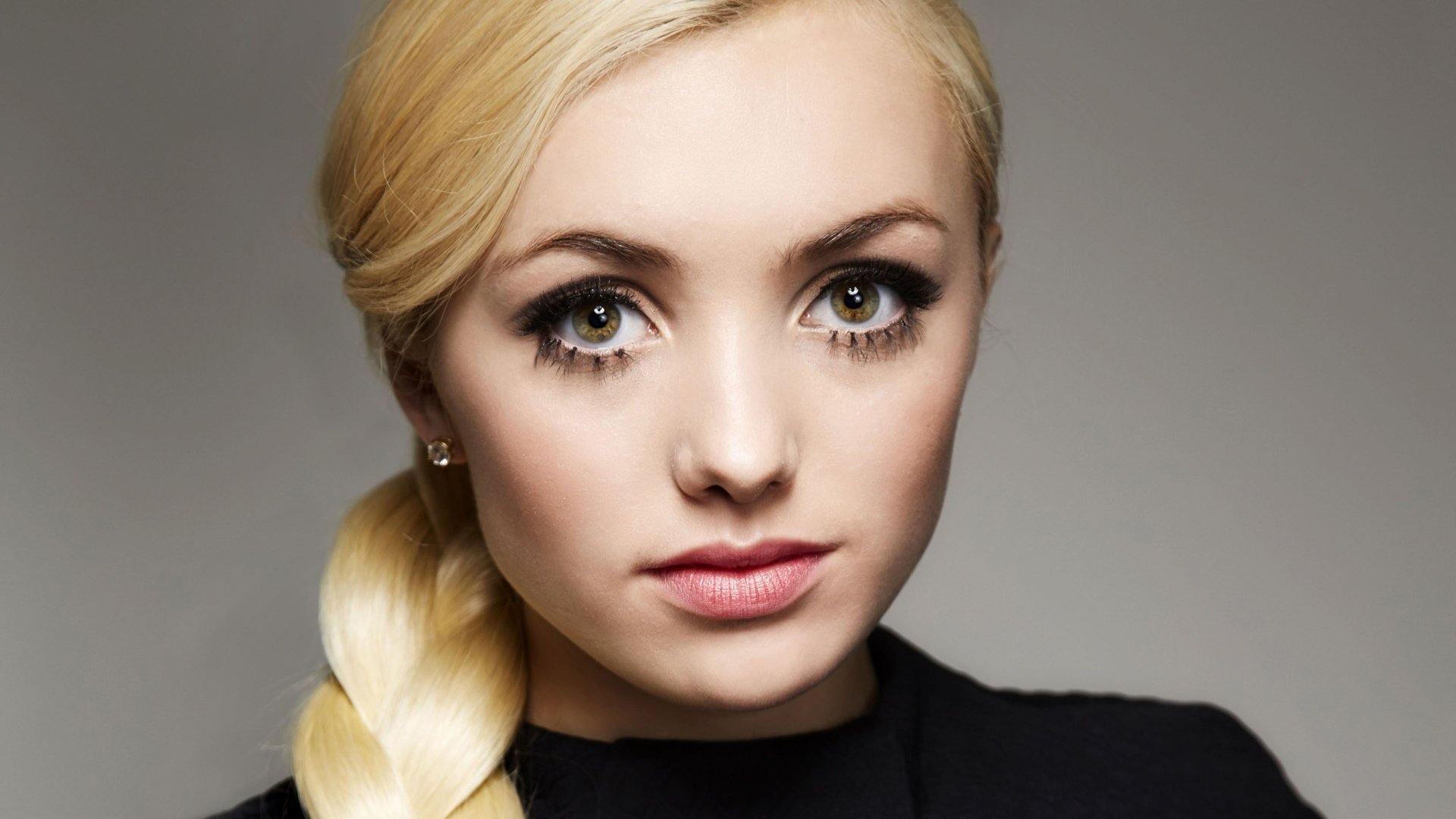 Download Stare Blonde American Face Actress Celebrity Peyton List HD ...